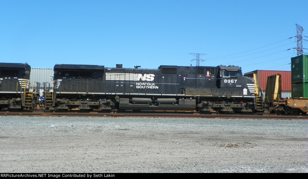 NS 8967